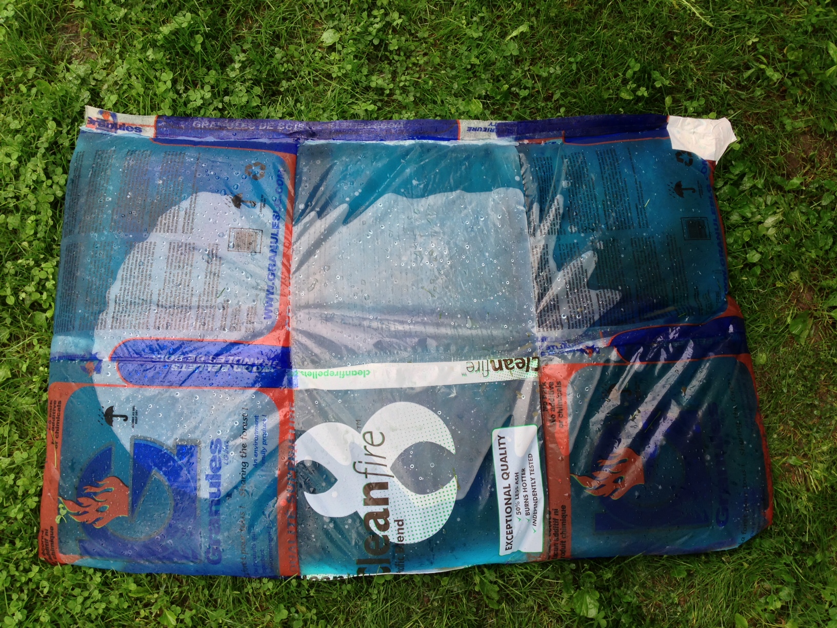 How to Make a Water Blob Out of Empty Pellet Bags | WoodPellets.com Blog